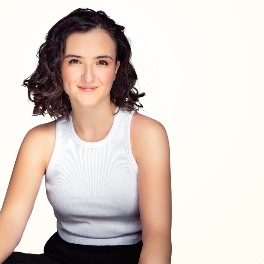 Meet Izzi (Founder) – Luv Ur Skin